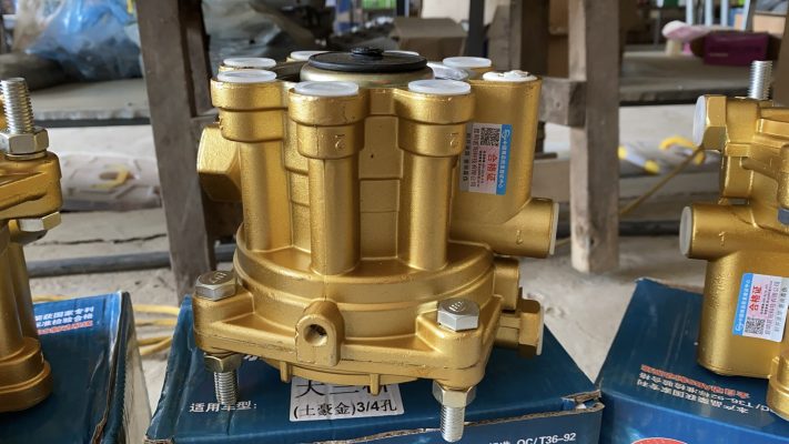 Cóc Chia Hơi Mooc Kéo – Tổng phanh – Phụ tùng xe tải